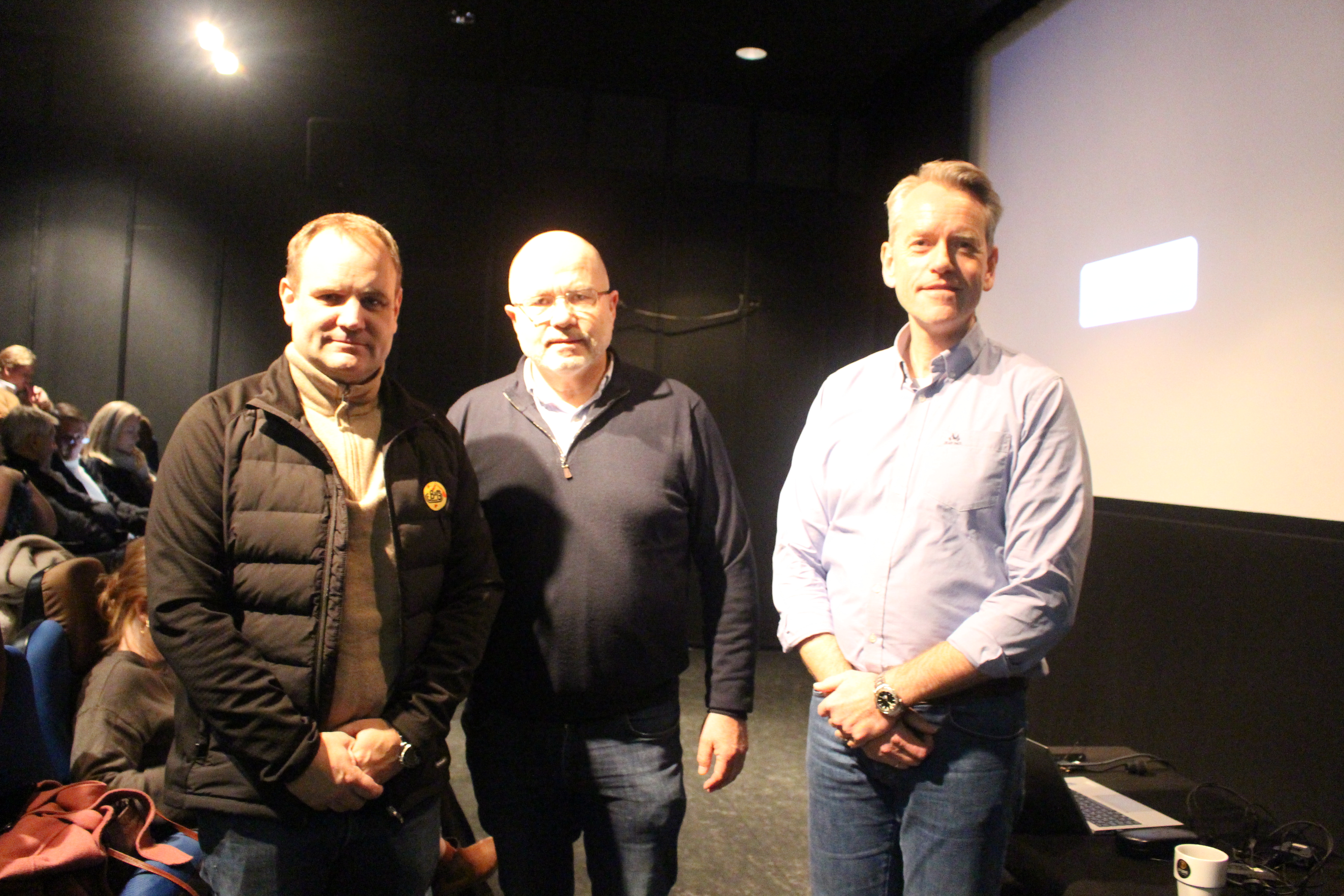 Dårleg stemning på møtet om planar om industri i Ramsvik